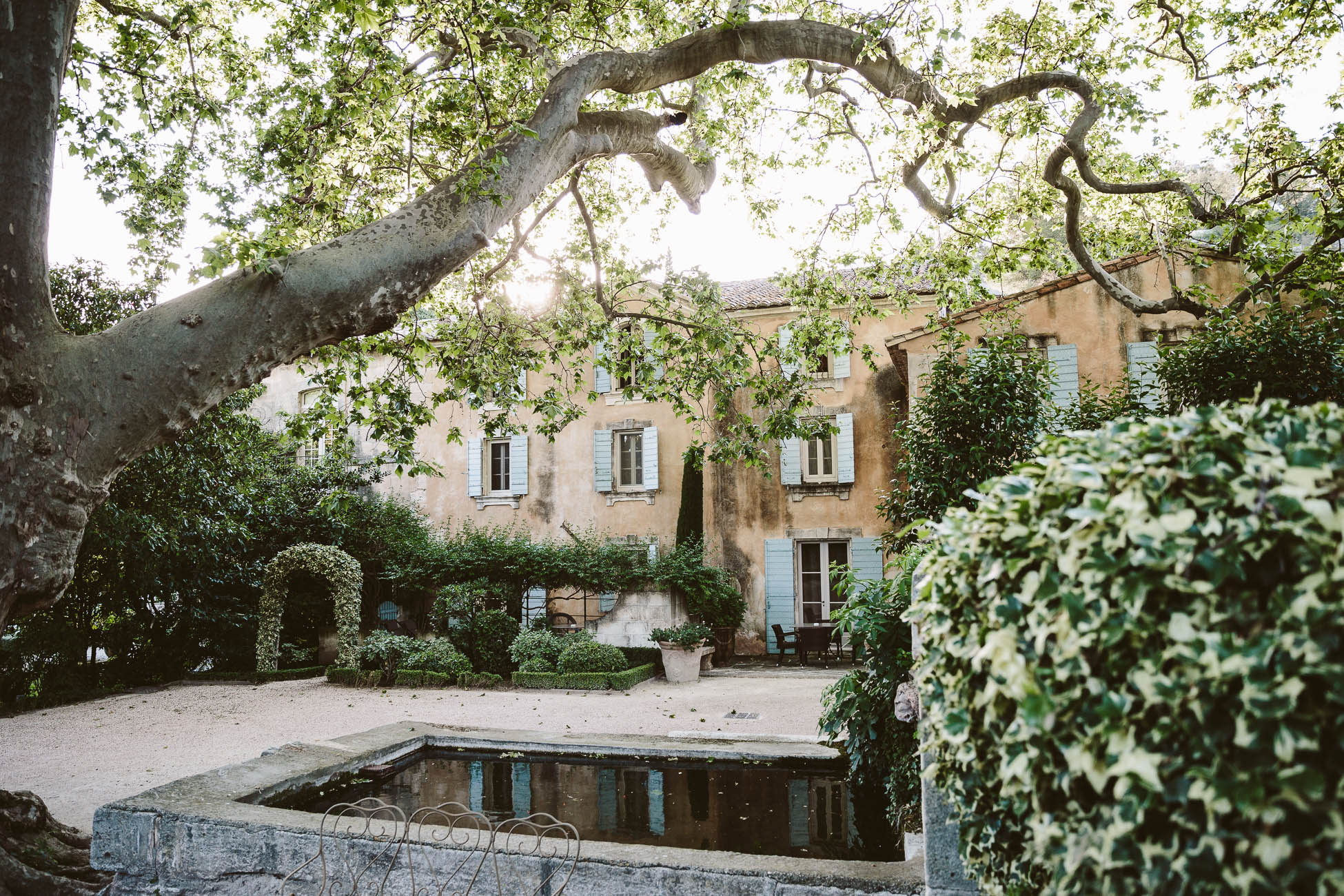 Provence Wedding Venues: 25 Dreamy Locations You Must See - Let's Run ...